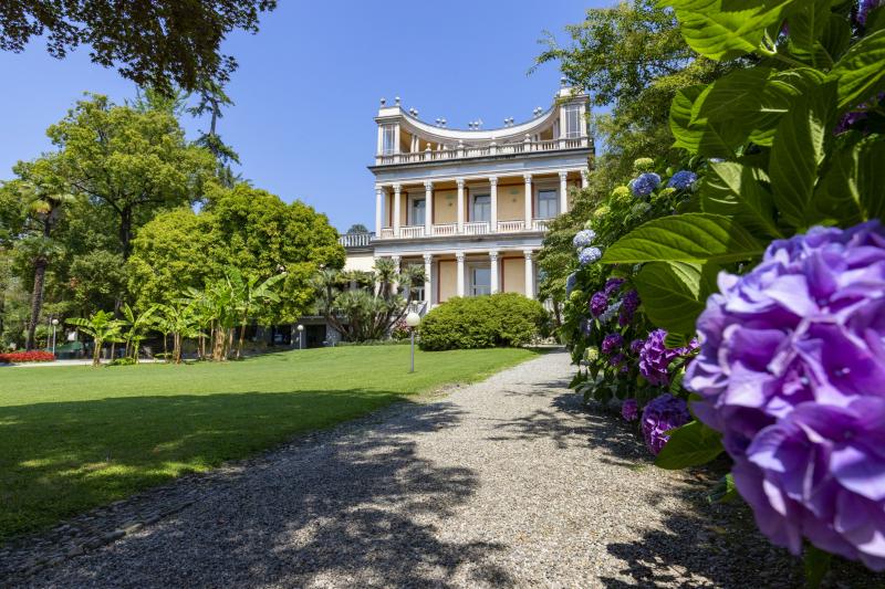 [Villa Giulia] | [Verbania]