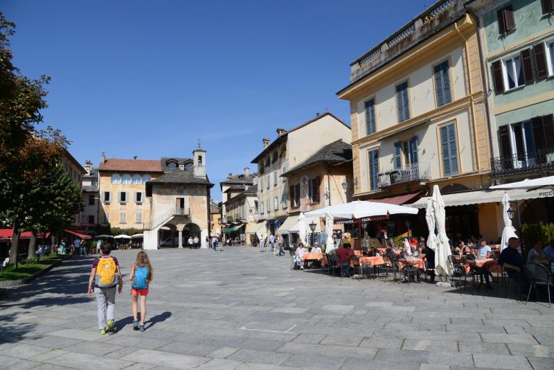 [Raggio d'Oro Pettenasco Legro ] | [Lake Orta]